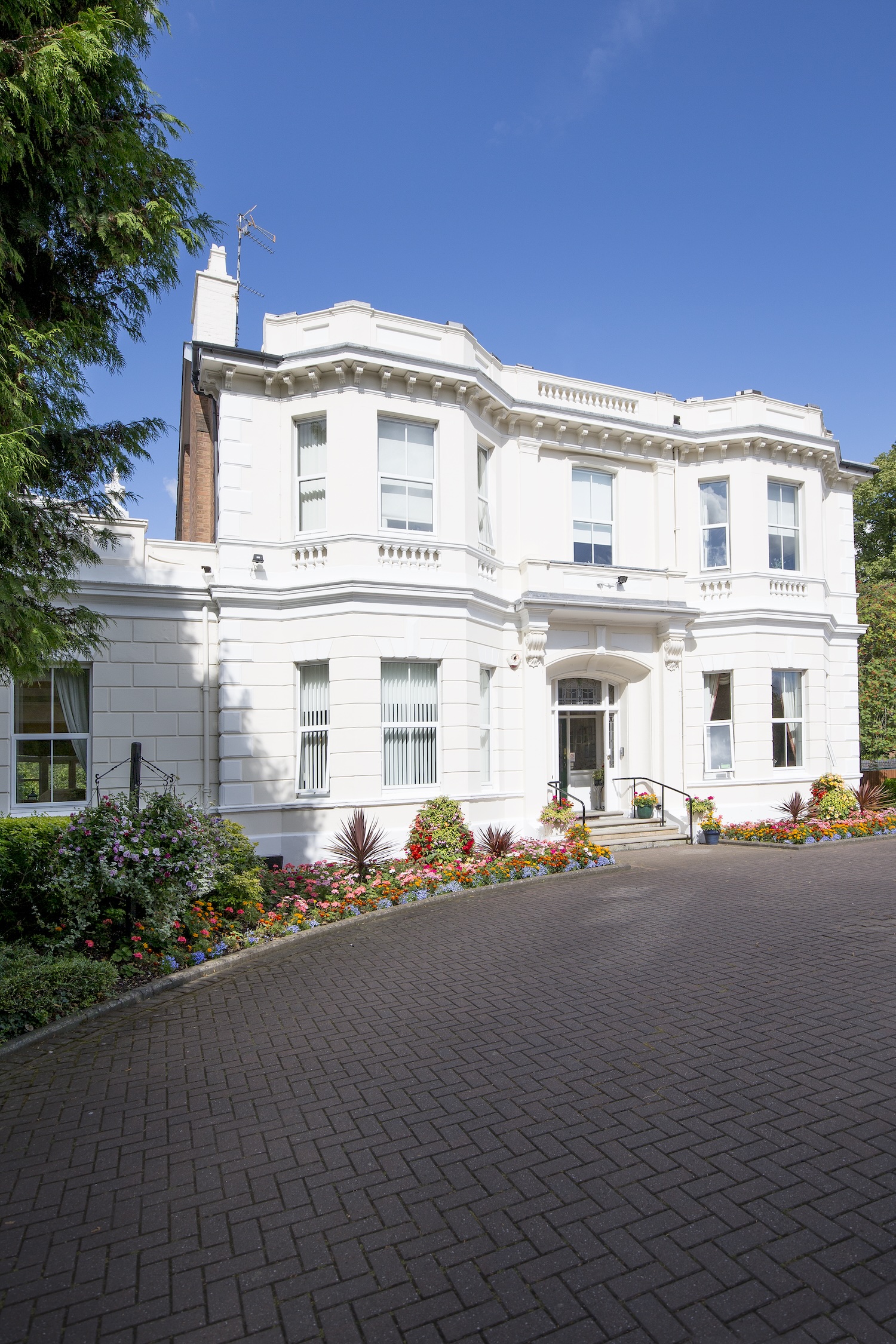 James Hirons Care Home Leamington Spa | residential care